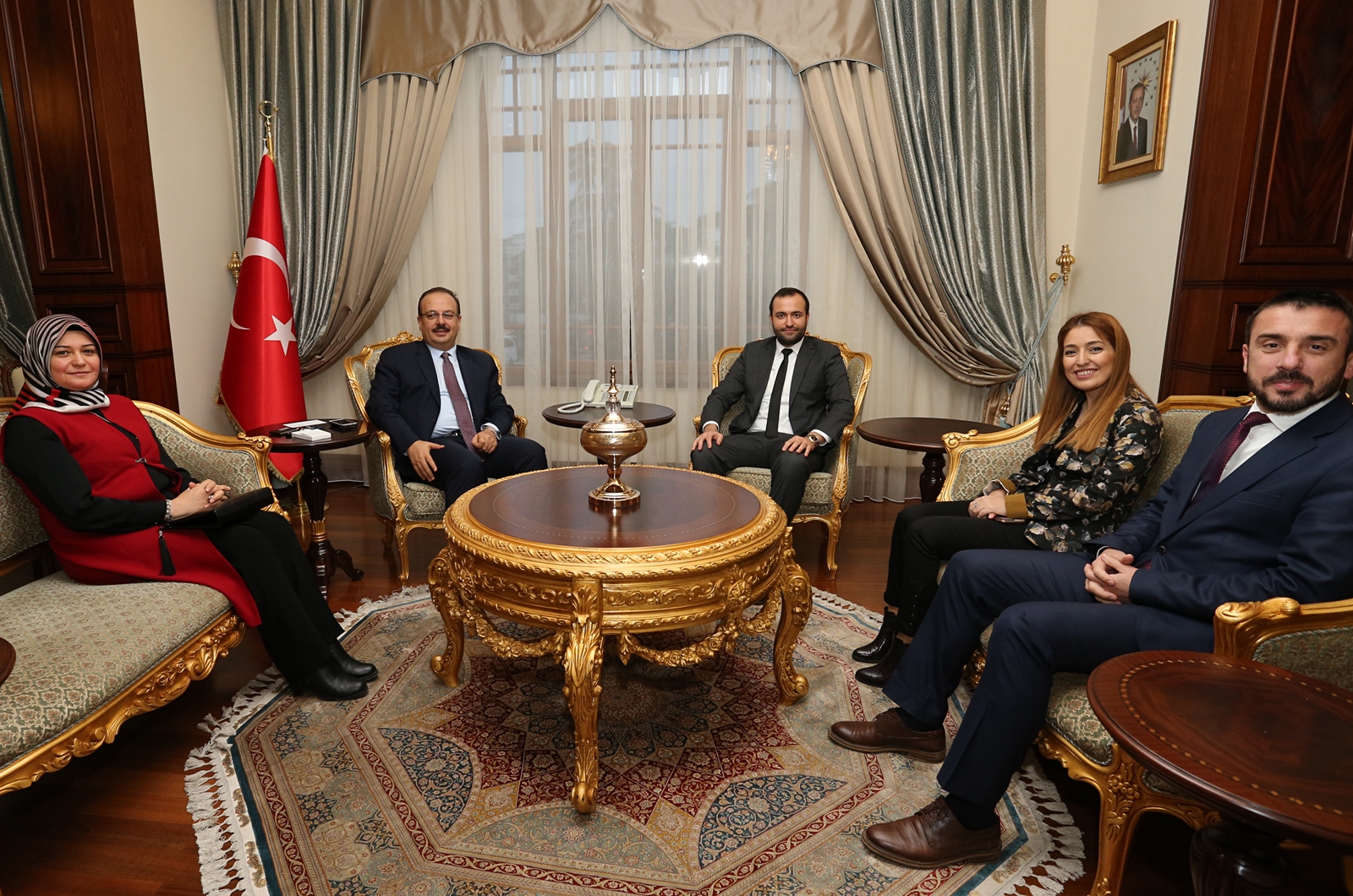 T.C. Bursa Valiliği - BURSA BÜYÜKŞEHİR BELEDİYESİ BAŞKAN VEKİLLERİ VALİ ... T.C. Bursa Valiliği - BURSA BÜYÜKŞEHİR BELEDİYESİ BAŞKAN VEKİLLERİ VALİ ...